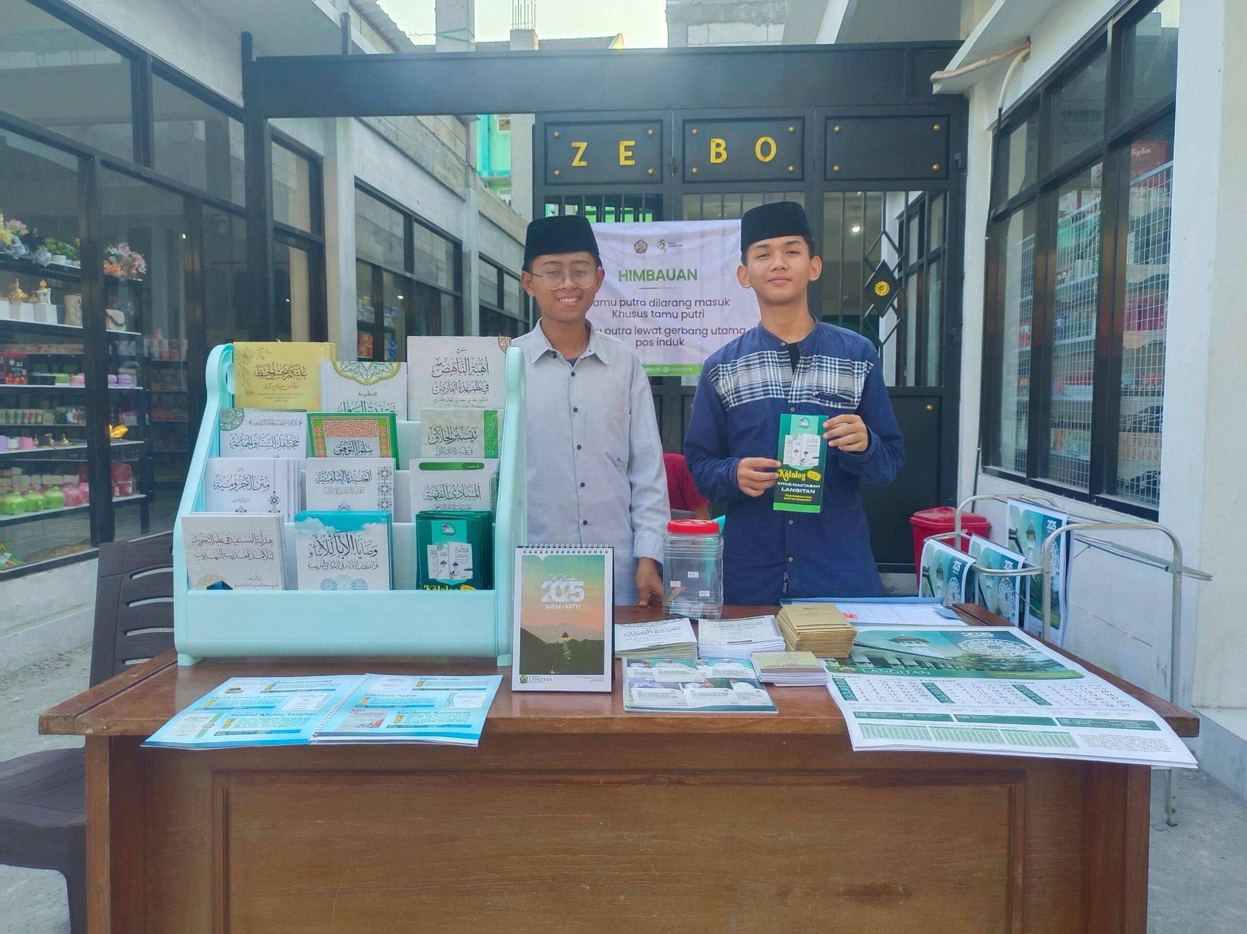 Sambut Haul Langitan ke-54, Maktabah Langitan Gelar Bazar Kitab - Pondok Pesantren Langitan